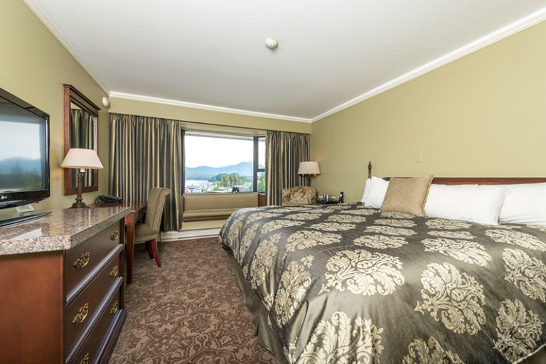 Prince Rupert Accommodations | The Crest Hotel